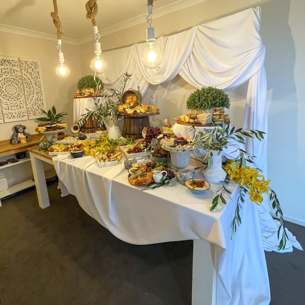 Premium Luxe Table – Gourmet Graze